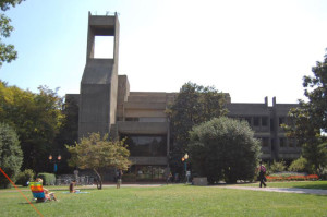 15 Of The Coolest Libraries In The U.S.