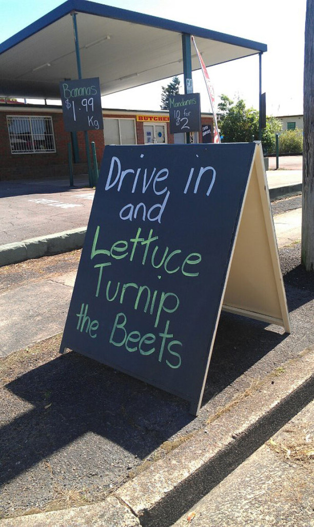 24 Hilarious Business Signs That Are Sure To Grab Your Attention